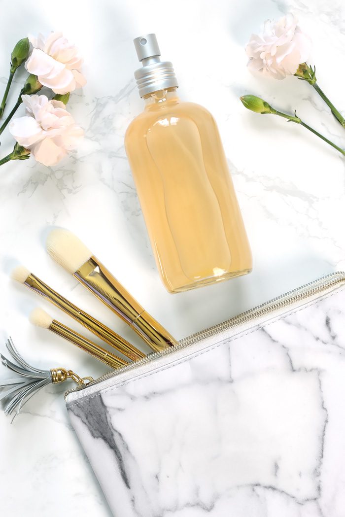 DIY Makeup Setting Spray Without Glycerin (Recipe for Oily Skin) - A ...