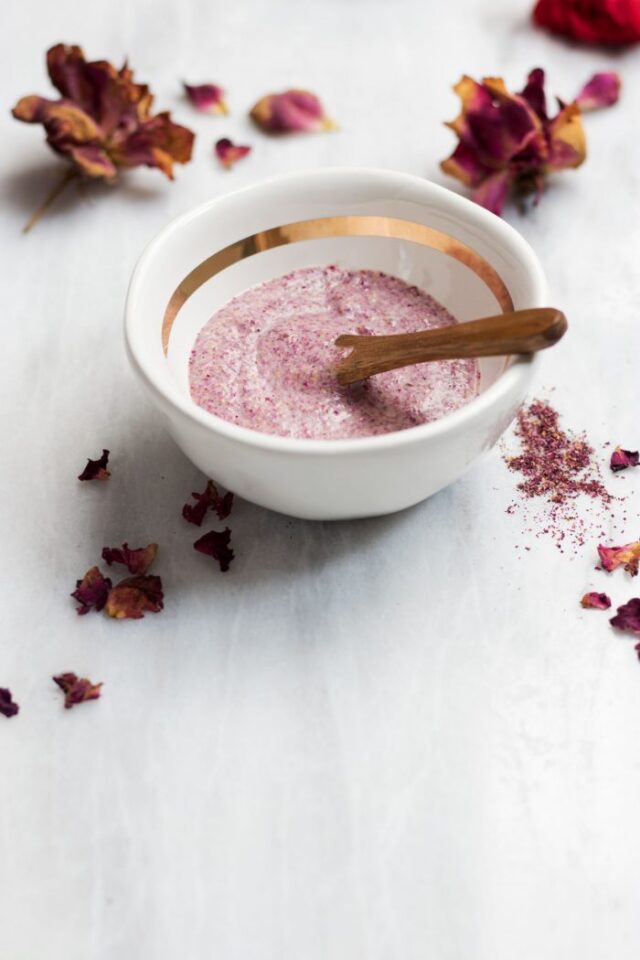 2-Step DIY Plumping Rose Petal Lip Mask for Soft, Plump Lips - A Life ...