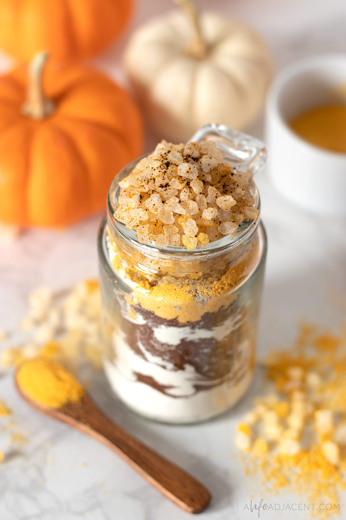 DIY Pumpkin Spice Bath Salts + Pumpkin Spice Latte Bath Soak