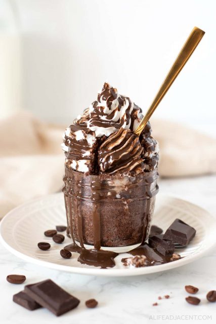 6 DIY Coffee Body Scrub Recipes (That Look Like Real Coffee Drinks) - A ...