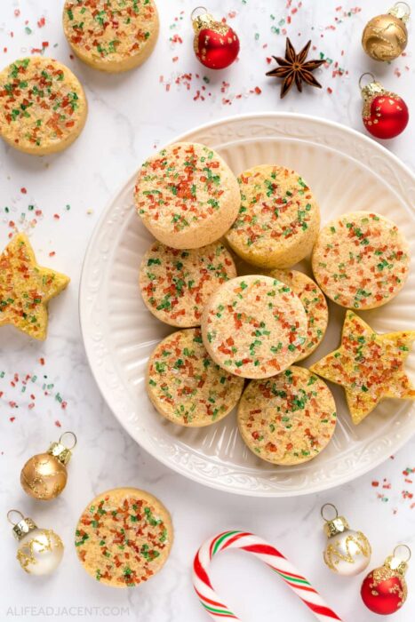 Shower Bombs Recipe (4 DIY Shower Bombs for Christmas) - A Life Adjacent