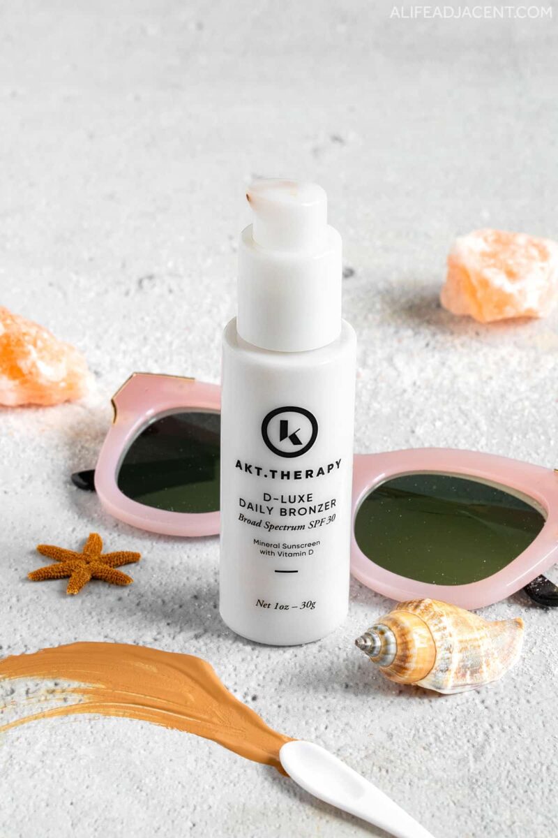 Best Non-Toxic Sunscreen Guide 2025 (Clean + Low-PUFA) - A Life Adjacent