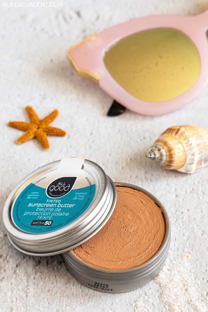 Best Non-Toxic Sunscreen Guide 2025 (Clean + Low-PUFA) - A Life Adjacent